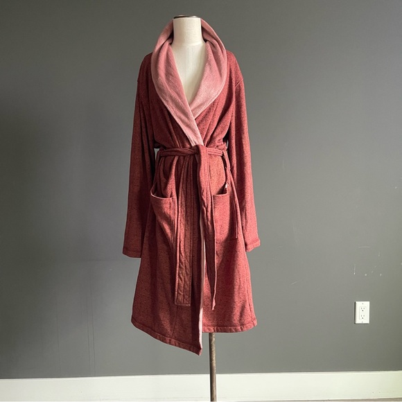UGG | Intimates & Sleepwear | Ugg Pink Plush Fleece Lined Belted Robe ...